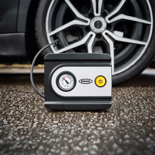 Ring RAC611 TYREInflate 10 12V Analogue Tyre Inflator - Machine Mart