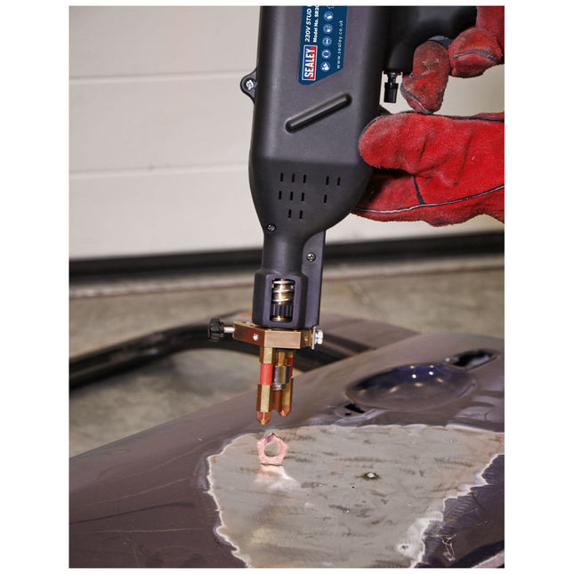 Sealey SR2000 Stud Welding Kit 230V - Machine Mart