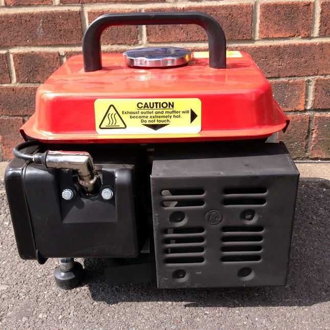 Clarke G720 2 Stroke Petrol Generator - Machine Mart