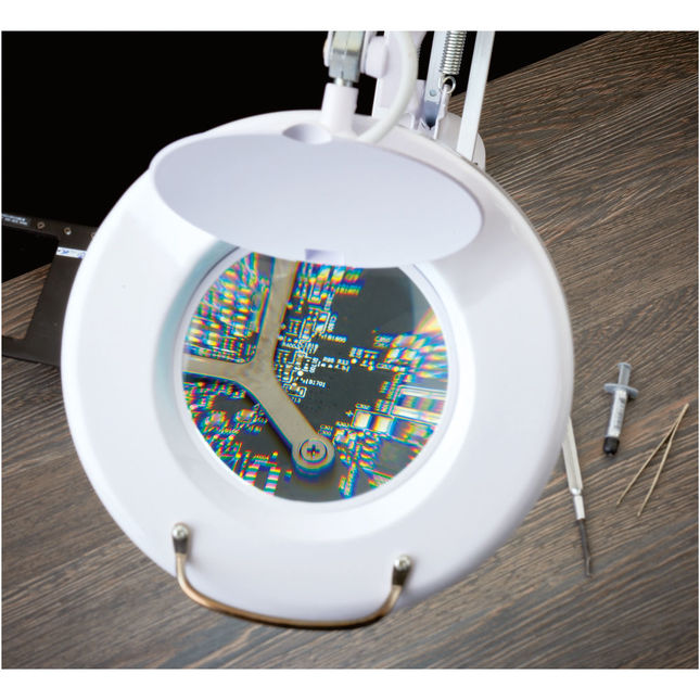 Clarke SAM100B Desk Mounted Magnifying Lamp - Machine Mart