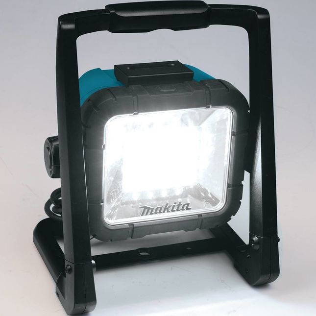 Makita DML805/1 18/110V LXT Cordless Worklight Led (110V) (Bare Unit ...