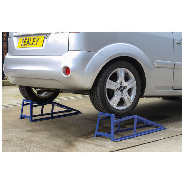 Sealey CAR2000 Car Ramps 2 Tonne Capacity per Pair - Machine Mart
