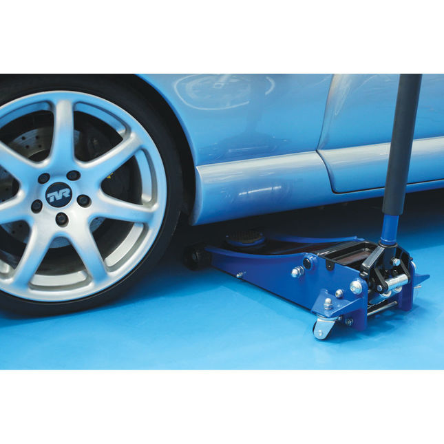 Laser 6734 3 Tonne Low Profile Jack - Machine Mart