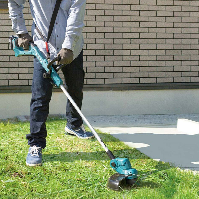 Makita DUR193Z 18V Li-ion LXT 260mm Loop Handle Grass Trimmer (Bare ...