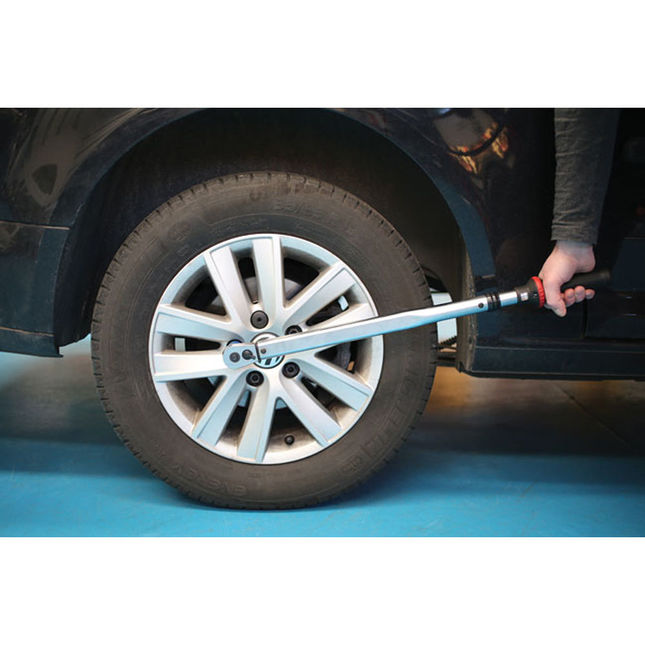 Laser 5520 1/2" Drive Torque Wrench 80-400Nm - Machine Mart