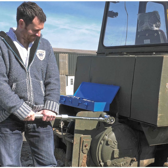 Draper MC17M/B 3/4'' Drive 17 Piece Metric Socket Set - Machine Mart