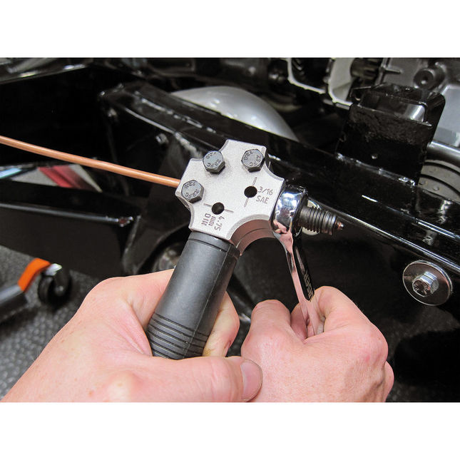 Laser 6728 Brake Pipe Flaring Tool - Machine Mart