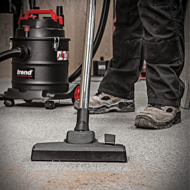 TREND T32 M-CLASS 800W Site Dust Extractor (230V) - Machine Mart