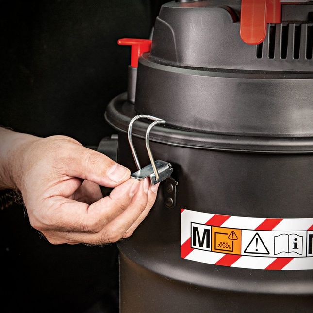 TREND T32 M-CLASS 800W Site Dust Extractor (230V) - Machine Mart