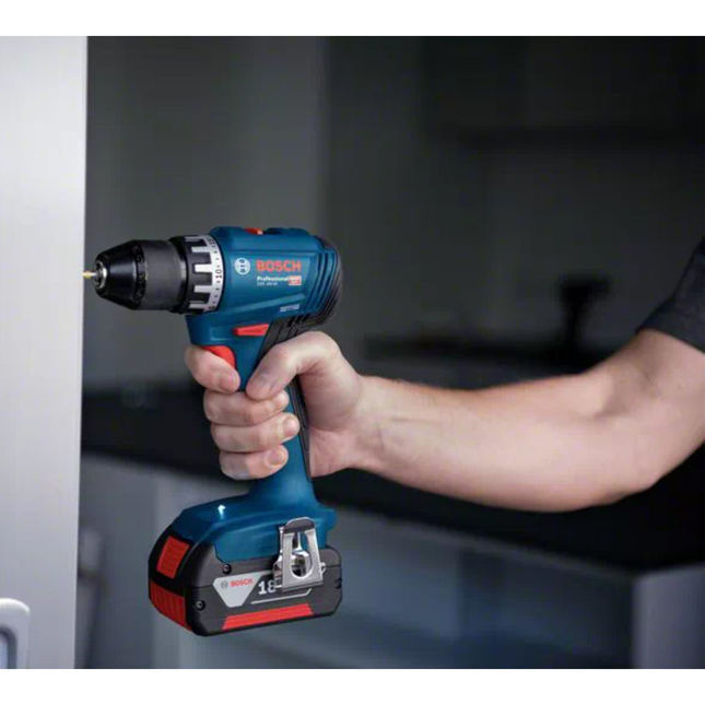 Bosch GSR 18V-45 Professional 45Nm 13mm Cordless Drill/Driver with L ...