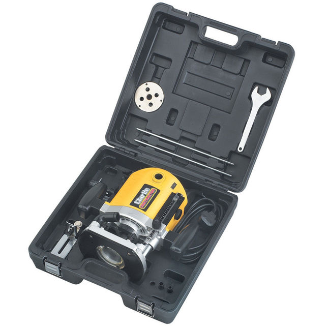 Clarke Contractor CR2 - 2100W Router & Kit (230V) - Machine Mart